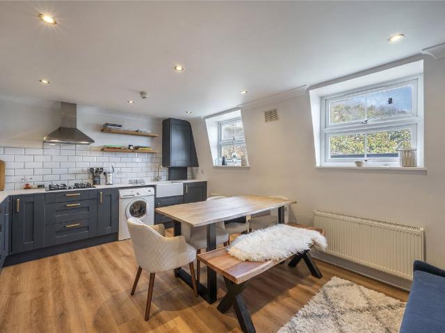 Lough Road, Lower Holloway N7, 3 bed flat to rent, £3,500 pcm | PrimeLocation