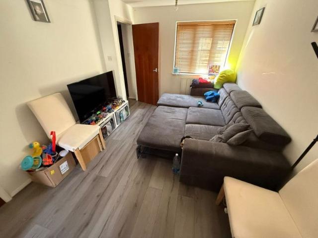 Loughman Close