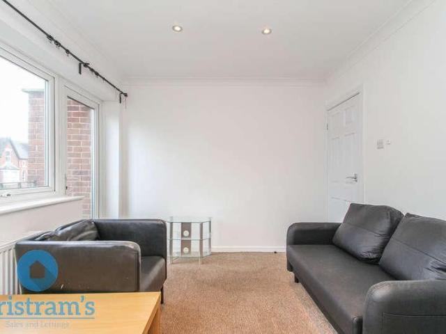 Loughborough Road, West Bridgford, NG2