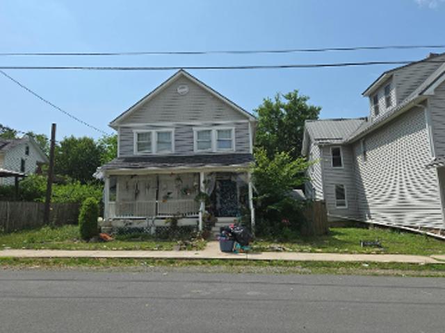Louisa St