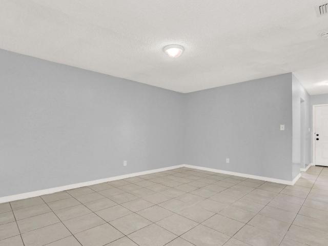 Louisiana Apartments 2 Bedroom Apartment for Rent at 3104 Louisiana Ave, Fort Pierce, FL 34947
