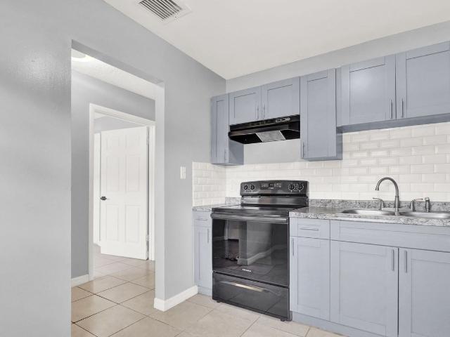 Louisiana Apartments 3 Bedroom Apartment for Rent at 3104 Louisiana Ave, Fort Pierce, FL 34947