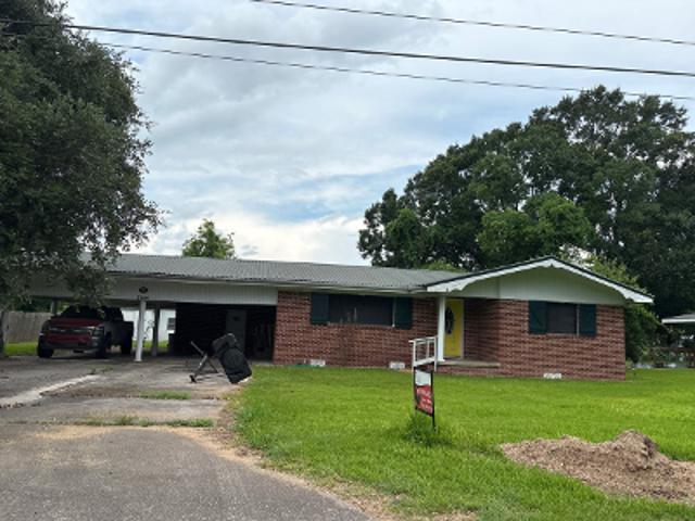Louisiana Dr
