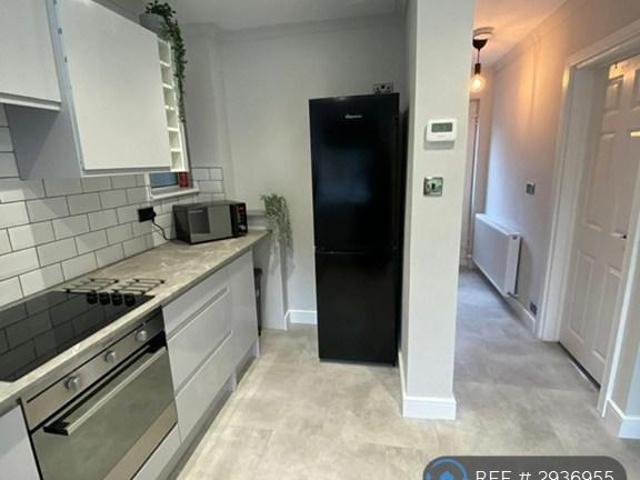Lound Road, Norwich, NR4 4 bed terraced house to rent £2,400 pcm £554 pw