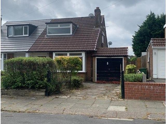 Lovat Road, Bolton BL2, 2 bed bungalow to rent, £1,150 pcm | PrimeLocation