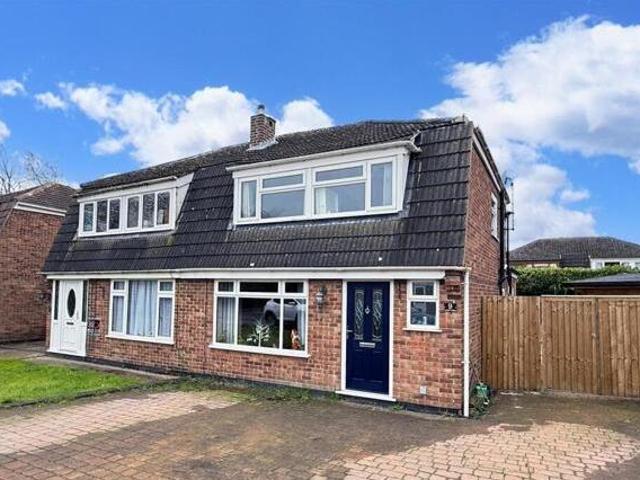 Lovatt Close, Stretton, 3 Bedroom Semi detached