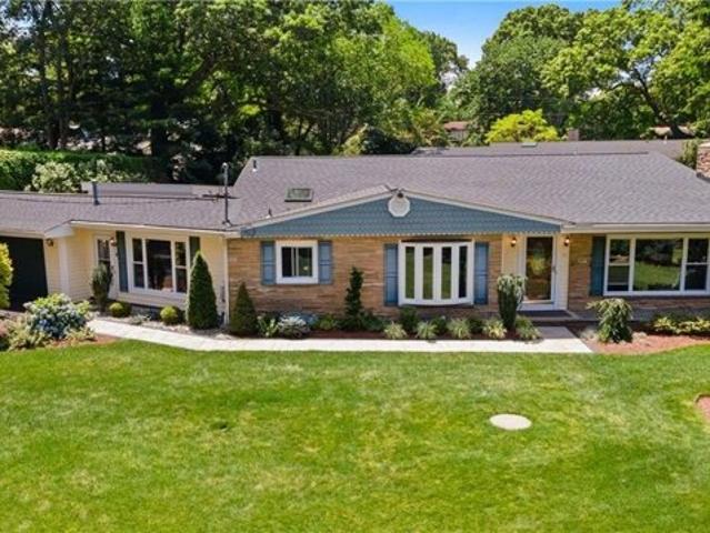 Love Ln, Warwick, Home For Sale