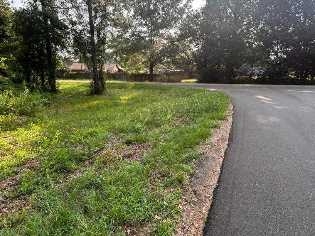 Love Street, Brookhaven, MS 39601