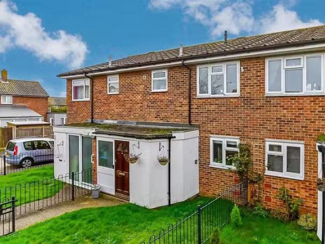 Love Street Close, Herne Bay, Kent 3 bed terraced house for sa.