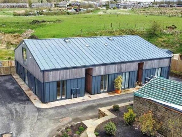 Loveclough Road, Goodshawfold Barn, Loveclough, 4 Bedroom Semi detached