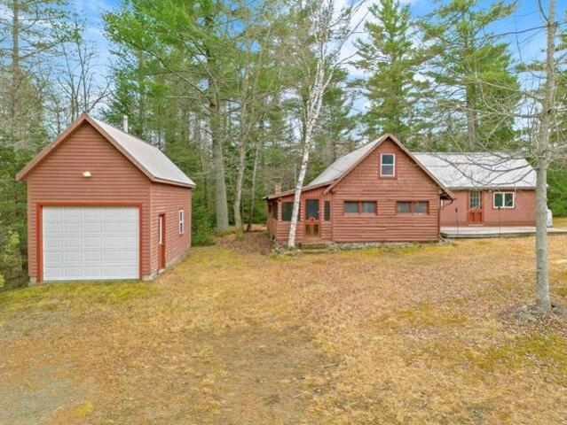 Lovejoy Rd, Salem Township, Home For Sale