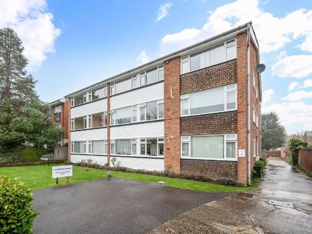 Lovelace Road, Surbiton KT6, 1 bed flat to rent, £1,400 pcm | PrimeLocation