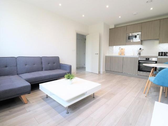 Lovell House, Uxbridge UB8, 1 bed flat to rent, £1,350 pcm | PrimeLocation
