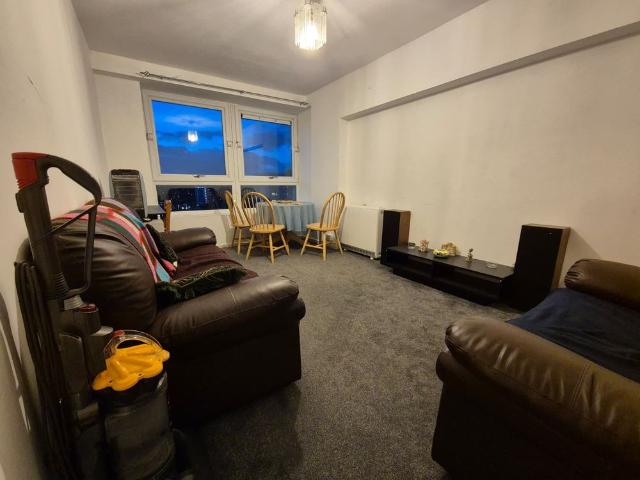Lovell Park Grange, Leeds, LS7