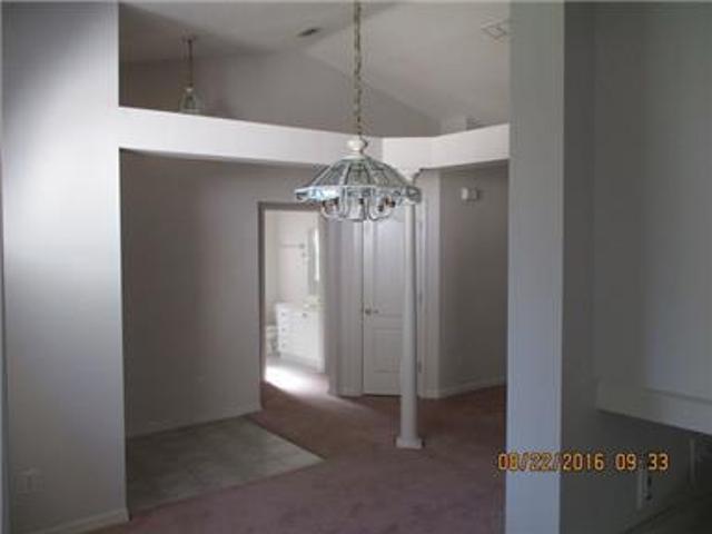 Lovely 3BR/2Bath Home in Anastasia Lakes