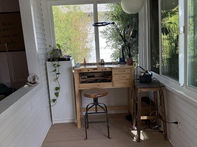 Lovely 1 Bedroom 1 Bath House with Private Parking