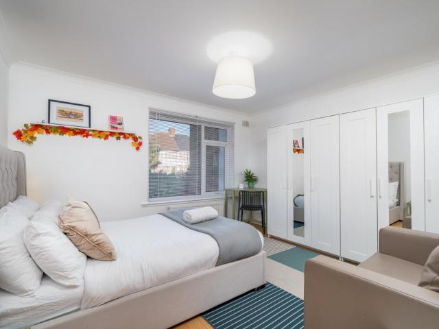Lovely 2 bedroom apartment in Edgware Has an Apartment