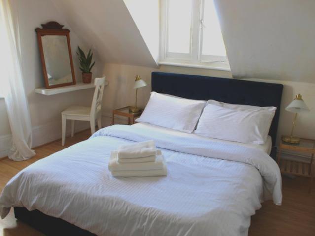 Lovely 2 bedroom flat in Willesden Green