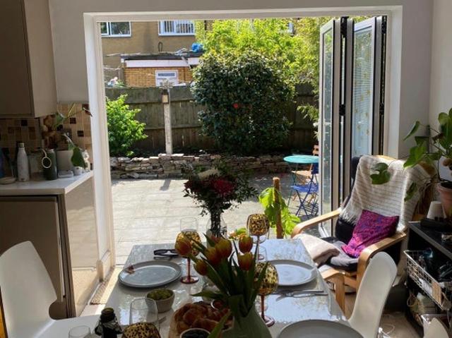 Lovely 4 bed house available in Stepney Green
