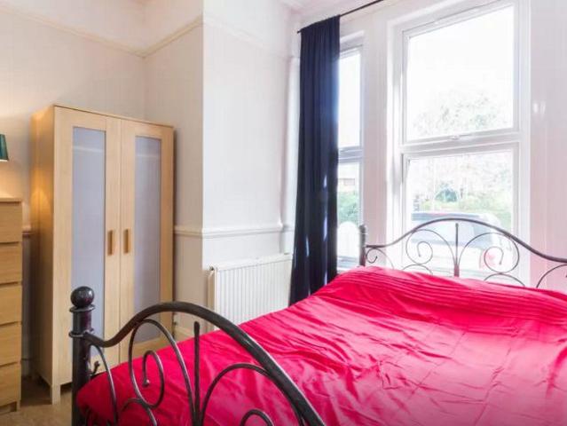Lovely Bright Studio All Bills Incl. Wi Fi Student