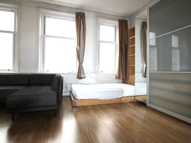 Lovely Bright Studio All Bills Included