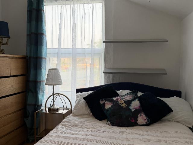 Lovely Double Bedroom in newly refurbished house