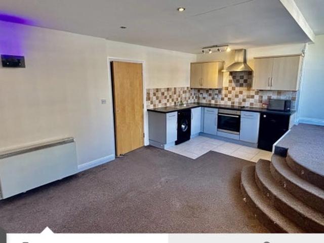 Lovely flat in Boscombe