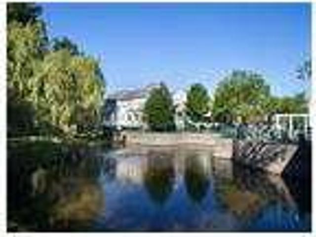 Lovely Florham Park, 2 bed, 2 bath