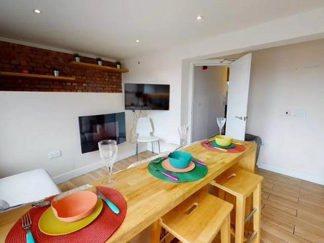 Lovely full furnished flat for rent