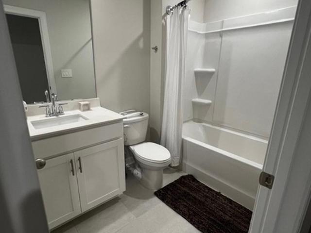 Lovely master room for rent
