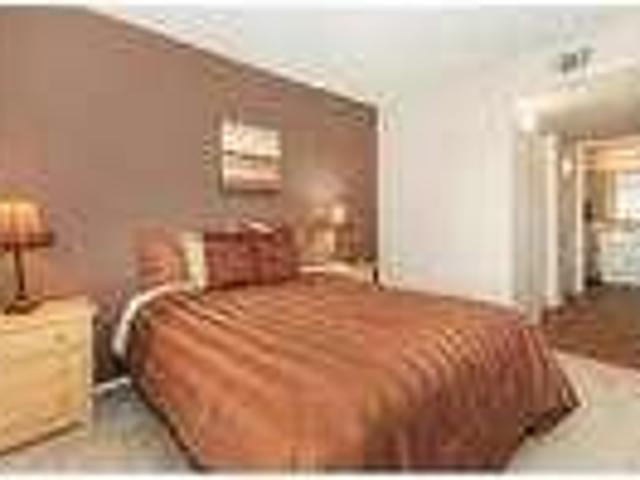 Lovely Newhall, 1 bed, 1 bath