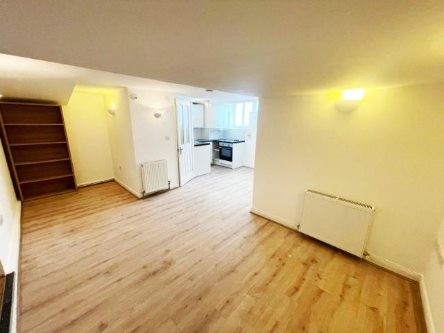 Lovely studio flat in Muswell Hill, N10