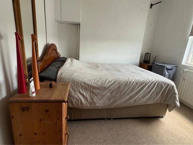 Lovely sunny double room