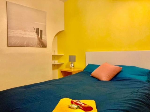 Lovely place to live in Winchester! Room 1