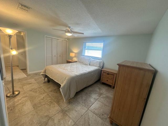 Lovely, private, quiet master bedroom/bath suite