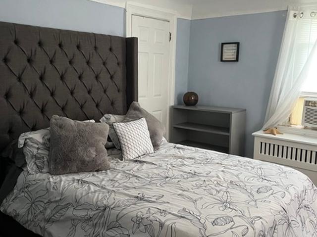 Lovely queen size fully furnished bedroom