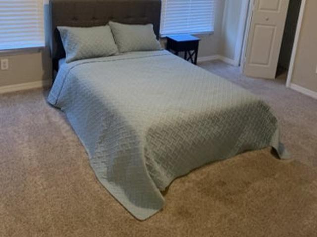 Lovely room in Belleview