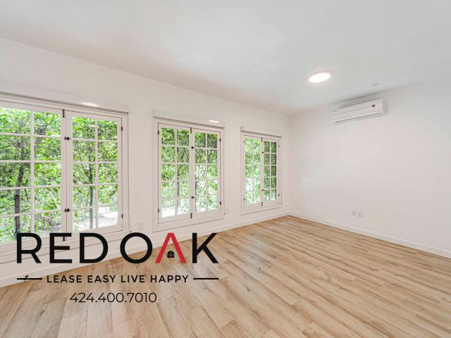 Lovely Two Bedroom with Stainless Kitchen Appliances, Natural Light, and In Unit Washer/Dryer ~ In Arlington Heights!