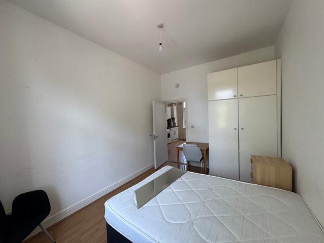Lovely Two Bedrrom Flat