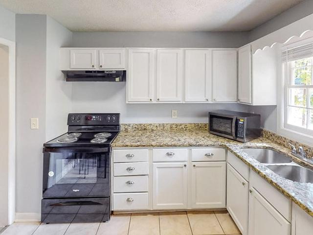 Lovely Updated Home in Quiet Decatur Neighborhood