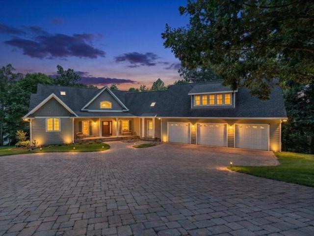 Lovely Valley Rd, Wirtz, Home For Sale
