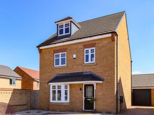 Lovesey Avenue, Hucknall, 4 Bedroom Detached