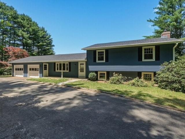 Lovers Ln, Greenfield, Home For Sale