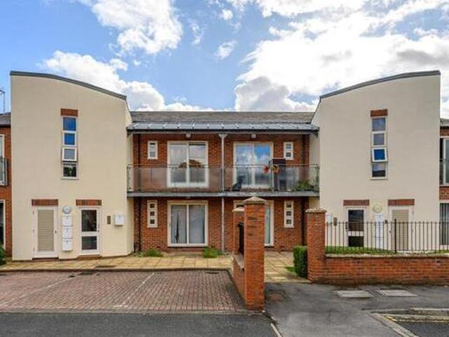 Lowther Court, The Groves, 2 Bedroom Apartment