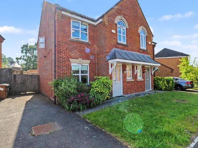 Lowther Crescent, St. Helens WA10, 3 bed semi detached house to rent, £1,200 pcm | PrimeLocation