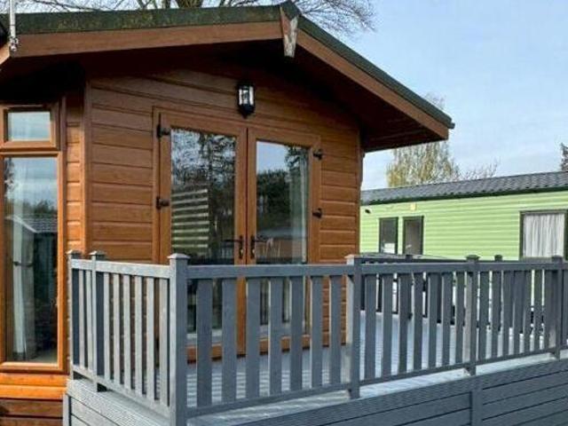 Lowther Holiday Park, Pitch,eamont Bridge, 2 Bedroom Lodge