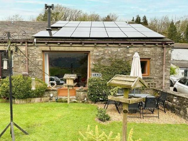 Low Green, Buckden, 3 Bedroom End