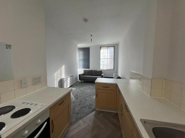 Low Friar Street, Newcastle Upon Tyne. 2 bed flat to rent £1,000 pcm £231 pw