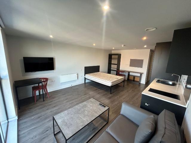 Low Hill, Liverpool L6, Studio to rent, £780 pcm | PrimeLocation