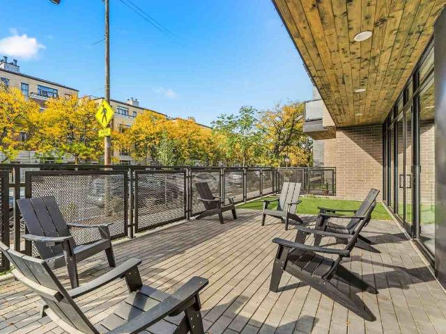 Low Line Commons Studio Apartment for Rent at 3431 N Ashland Ave, Chicago, IL 60657 Lakeview